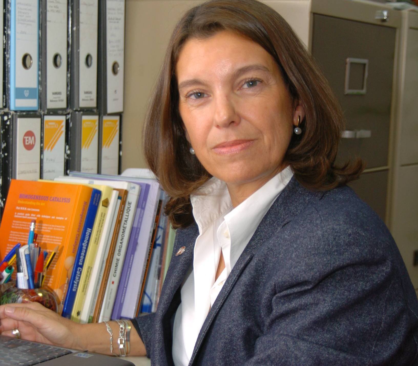 La Sociedad Química de Francia premia a Carmen Claver por sus ...