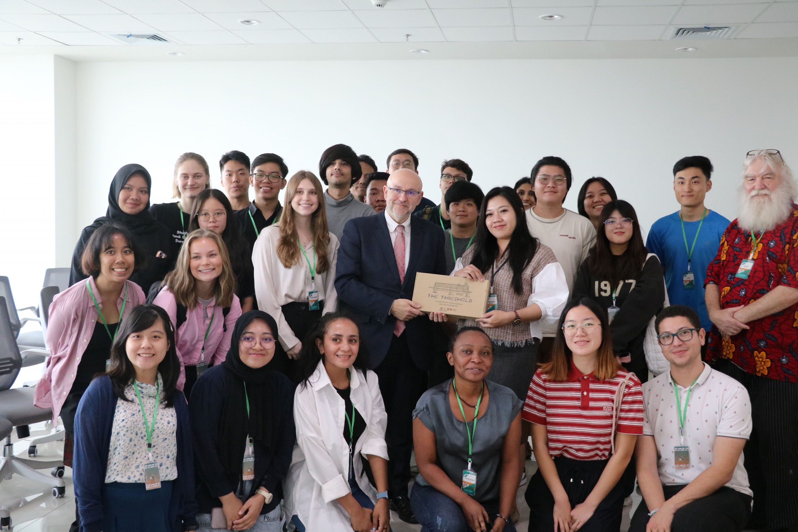 The URV takes part with great success in the ISC in Indonesia - Diari ...