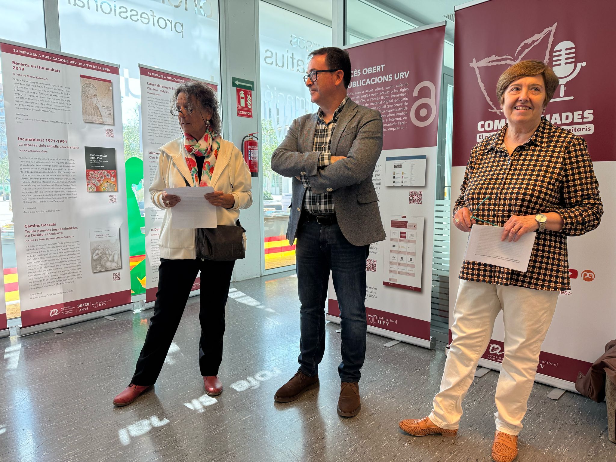 Publicacions URV celebra dues dècades de coneixement i cultura amb una exposició singular ...
